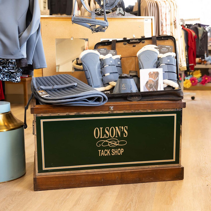 18" Equipe Oracle, 2019, Medium Wide (5.75") Tree – Olson's Tack Shop